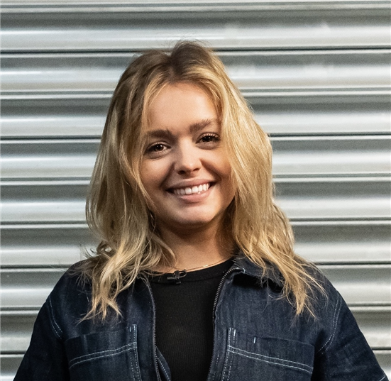 Talent | Izzy Hammond